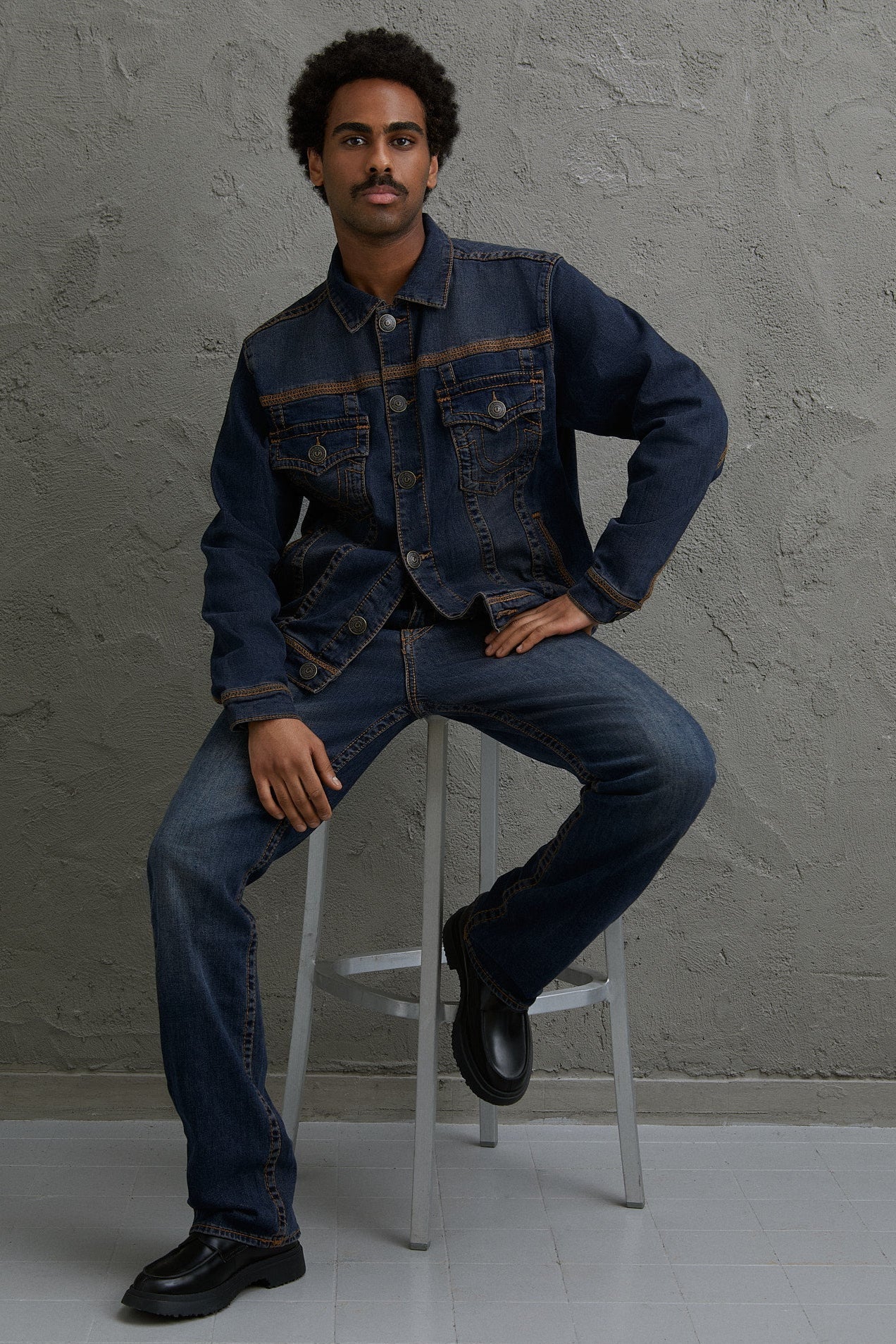MEN'S CLOTHING – True Religion